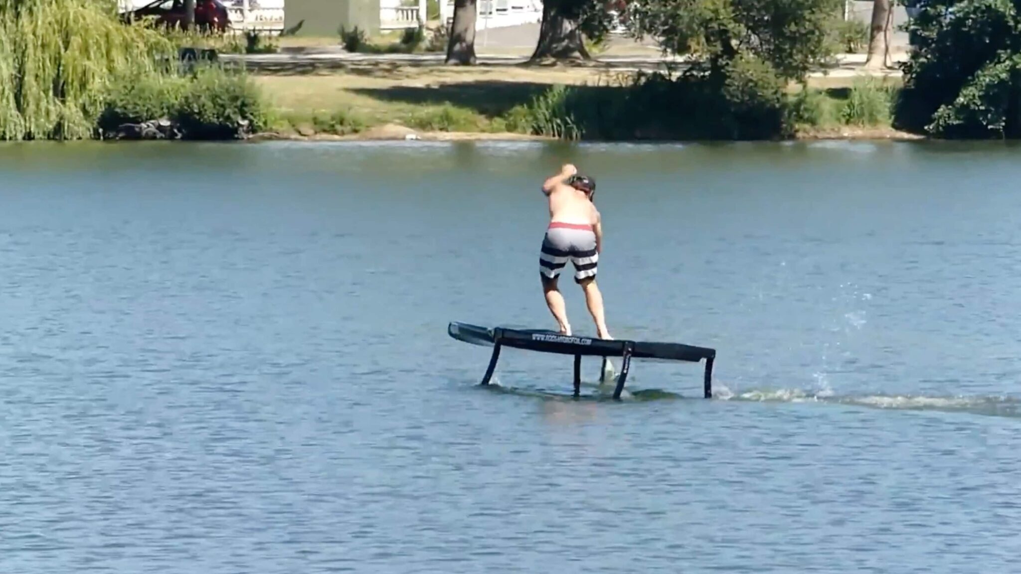 Vidéo d'un SUPfoil de race avec Eric Terrien ! sur Foil Magazine