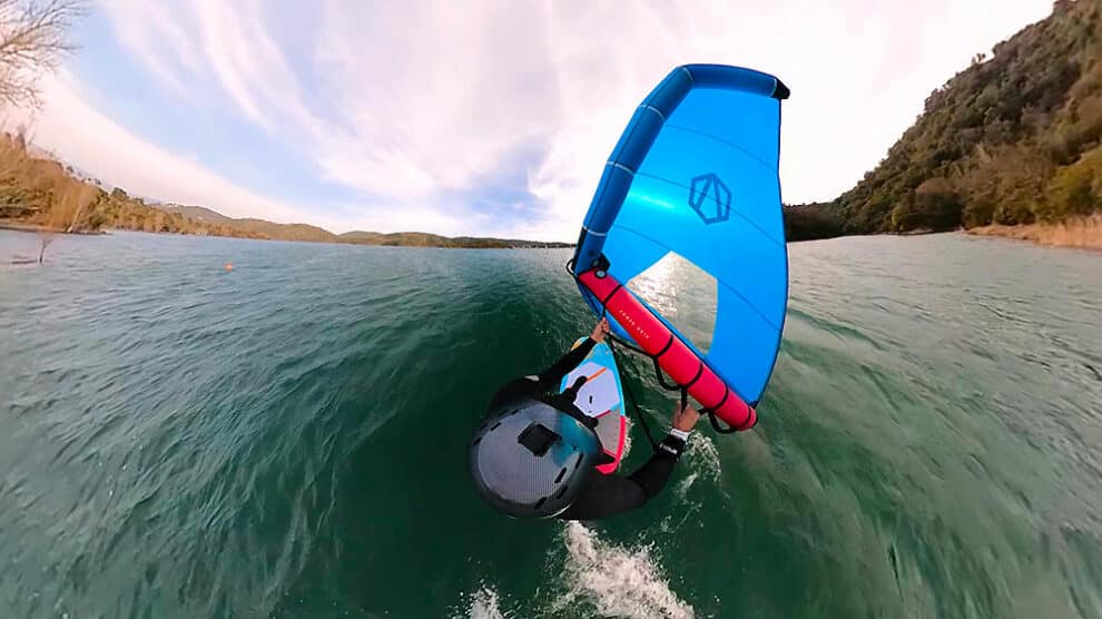 Test du pack Wing Foil Aztron (planche, voile et foil)