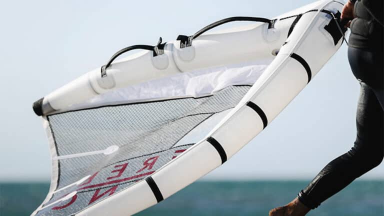 Nouvelle Freewing Nitro Pro sur Foil Magazine.com