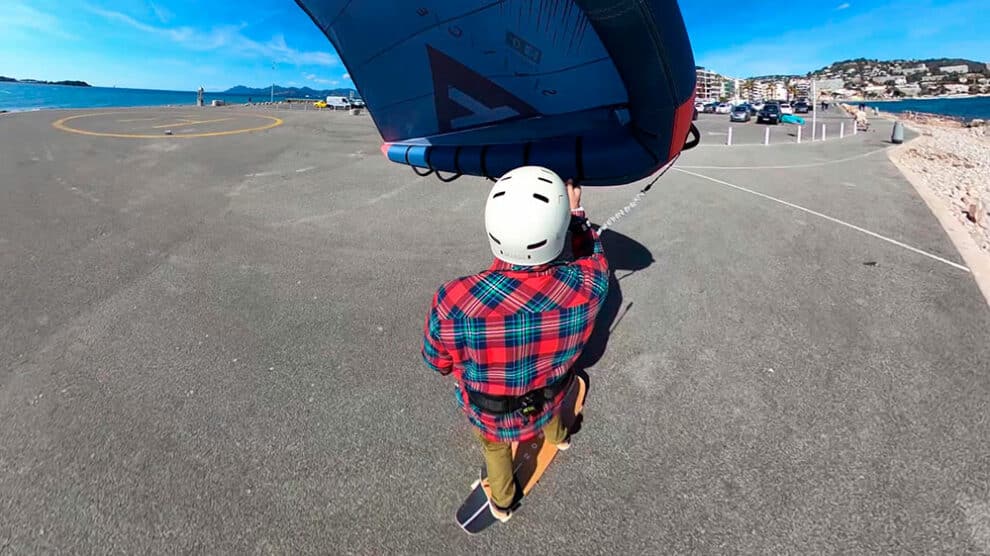 Tout savoir sur la pratique du wing skate sur Foil Magazine.com