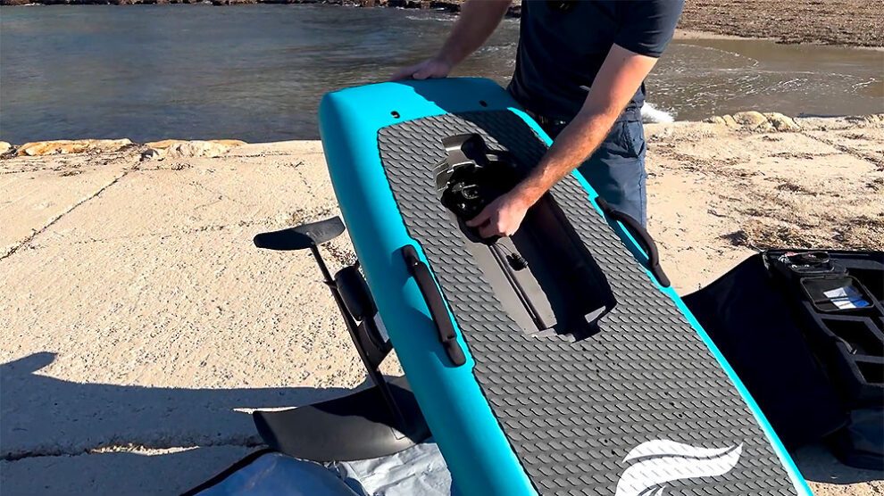 Test eFoil ou foil électrique Plume sur Foil Magazine.com